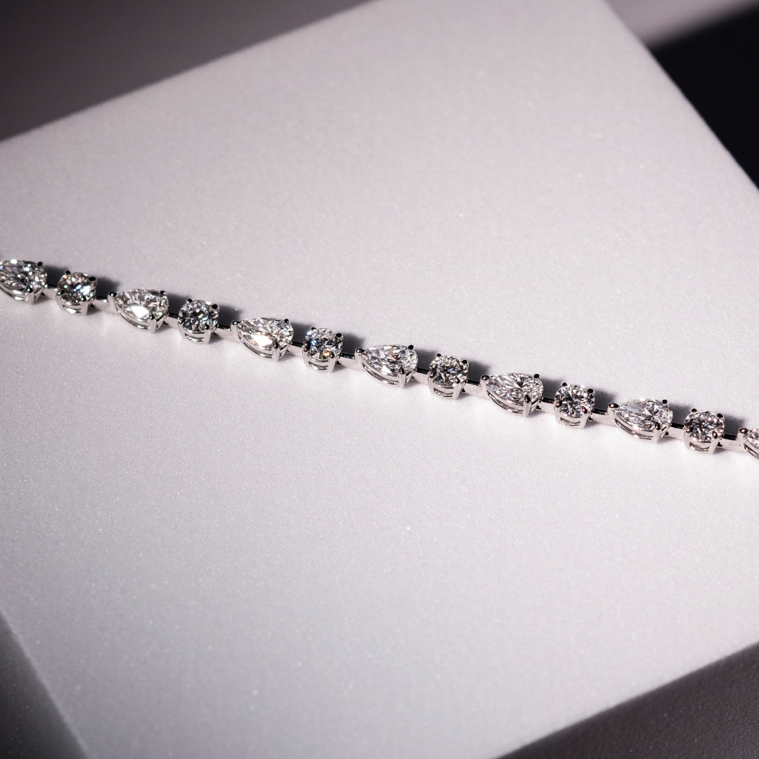 Diamond & Gold Bracelets | Affinity Diamonds